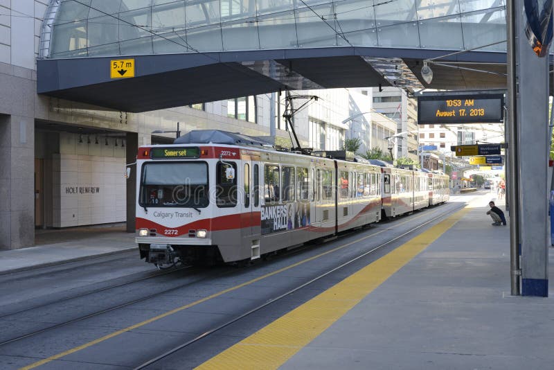 Calgary transit C-train editorial photography. Image of fuel - 36228767