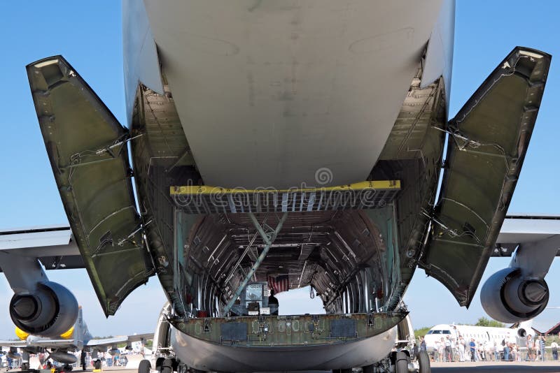 C5-M Super Galaxy editorial photo. Image of transport - 20850511