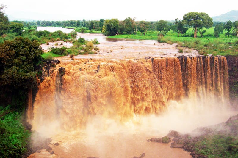 Caídas azules del Nilo foto de archivo. Imagen de descubrimiento - 29389064