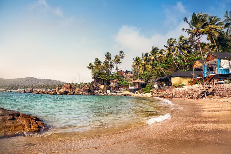 Cabañas Hermosas En La Playa De Goa Imagen de archivo - Imagen de ...