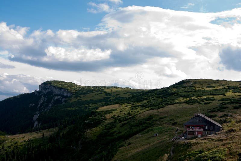 Cabana de Dochia foto editorial. Imagem de detalhe, extremidade - 49940061