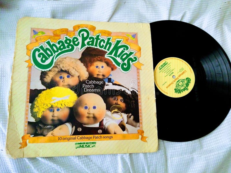 Cabbage Patch Kids editorial photo. Image of dessert - 231269816