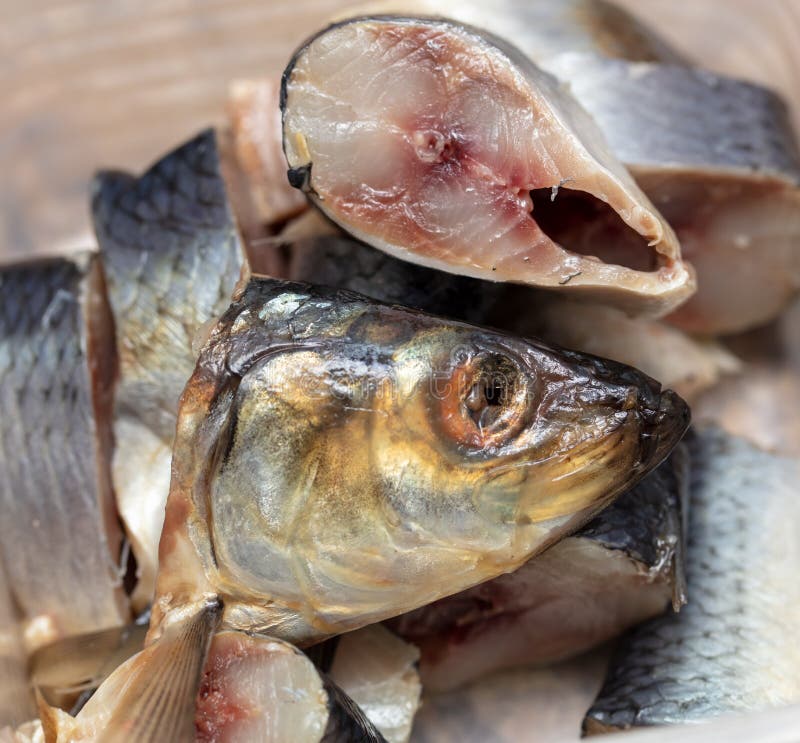 Cabeza De Pez Arenque Salado Foto de archivo - Imagen de bocado ...