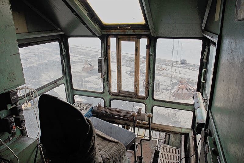 The Cabin of the Old Gantry Crane. Stock Photo - Image of dock, metal ...