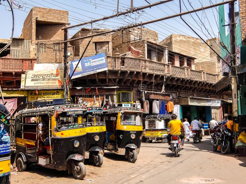 Cabina Rickshaw Per Le Strade Di Bikaner Immagine Stock Editoriale ...