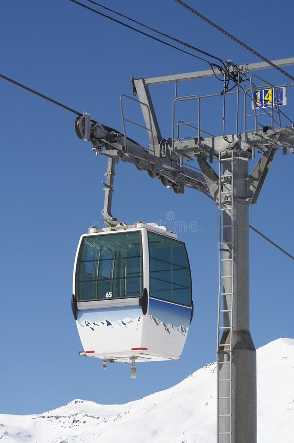 Cable car stock image. Image of mountains, holiday, winter - 628225