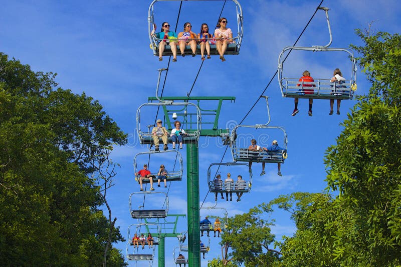 Cable Car in Mahogany Bay in Roatan, Honduras Editorial Stock Image ...