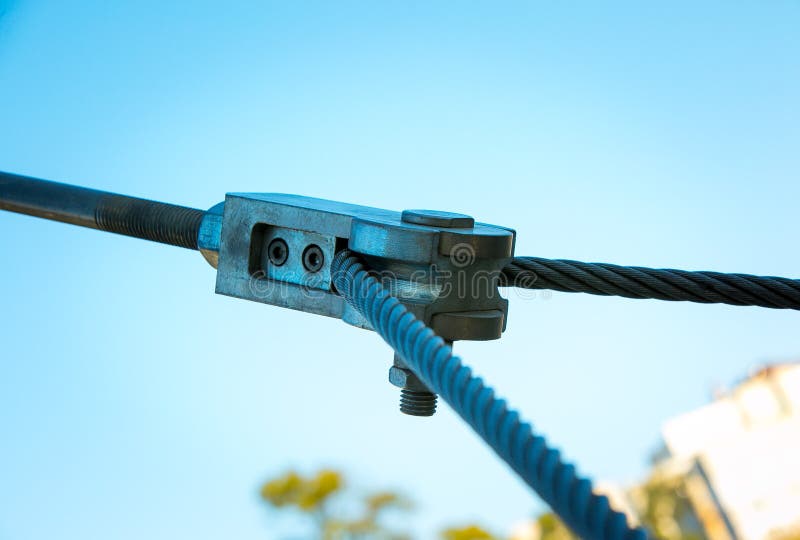 Fixing in Technology. Cable-stayed Mounting Option. Fastening ...