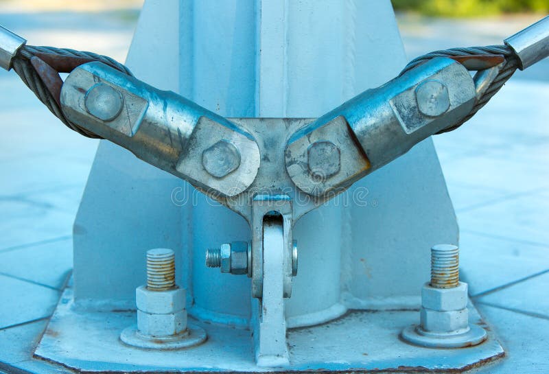 Fixing in Technology. Cable-stayed Mounting Option. Fastening ...