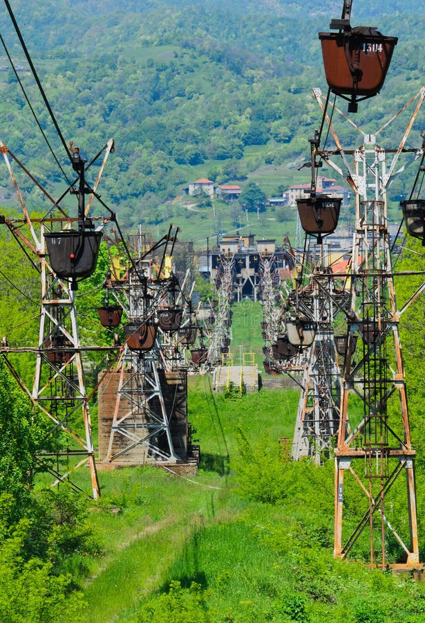 Cableway for freight stock image. Image of masts, coal - 31919653
