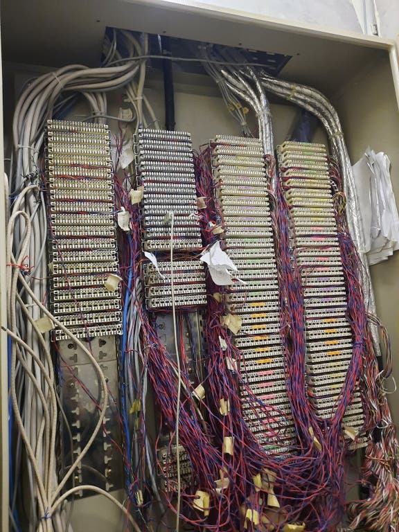 Cabling, Telephone, Phone Cabling, LSA, Routing Cable, Routing Stock ...