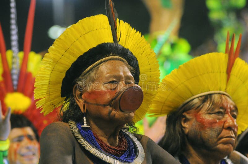 Cacique Raoni image stock éditorial. Image du samba - 105116134