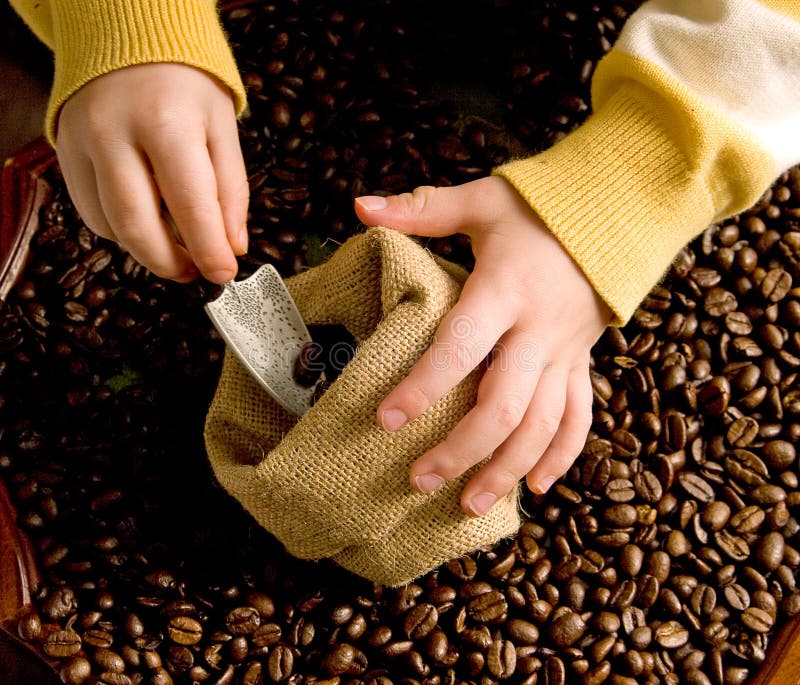 Cada poco ayuda foto de archivo. Imagen de textura, haba - 5030988