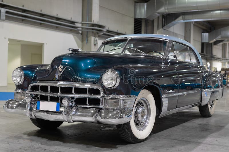 Cadillac Coupe Deville -62 Series- Hard Top Convertible Produced in ...