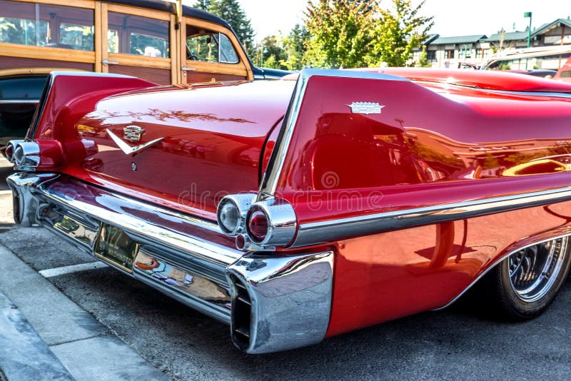 1957 Cadillac rear view. editorial stock image. Image of hood - 43188494