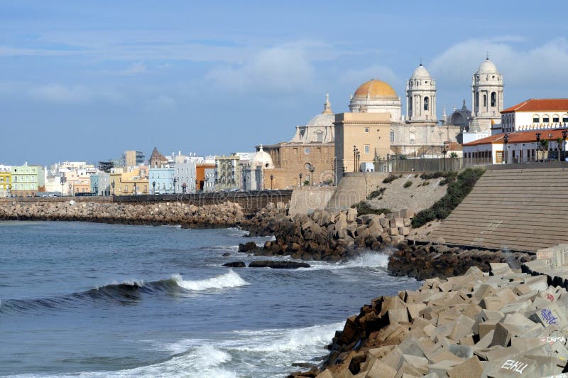 Cadiz stock image. Image of palm, andalucia, steeple - 35913637