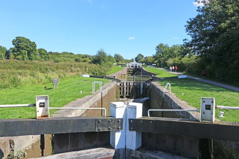 Caen Hill Canal Locks, Devizes, England Stock Photo - Image of ncaen ...