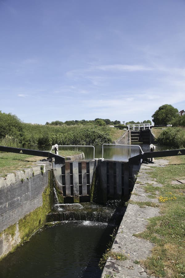 Caen Hill Locks, Devizes stock photo. Image of steps - 16483656