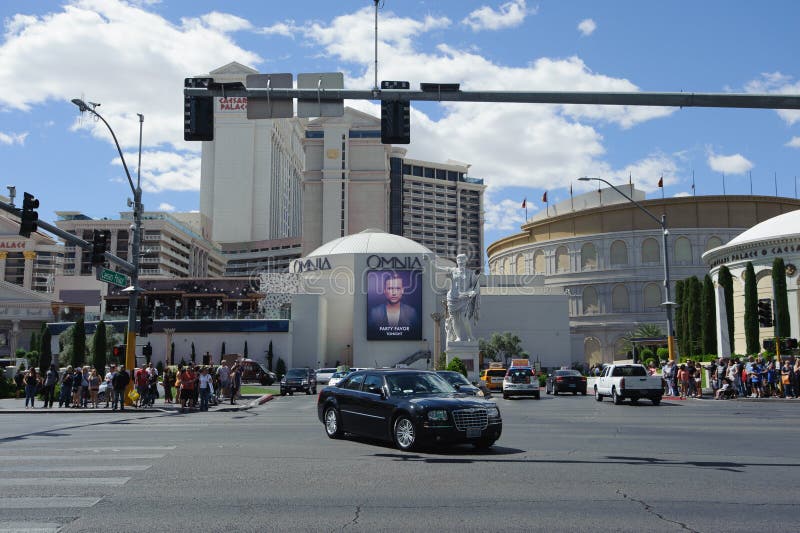 Caesars Palace Intersection Editorial Stock Photo - Image of nightclub ...