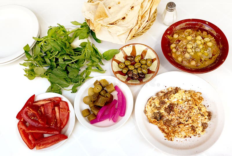 Forno Libanês Tradicional O Saj Foto de Stock - Imagem de liso ...