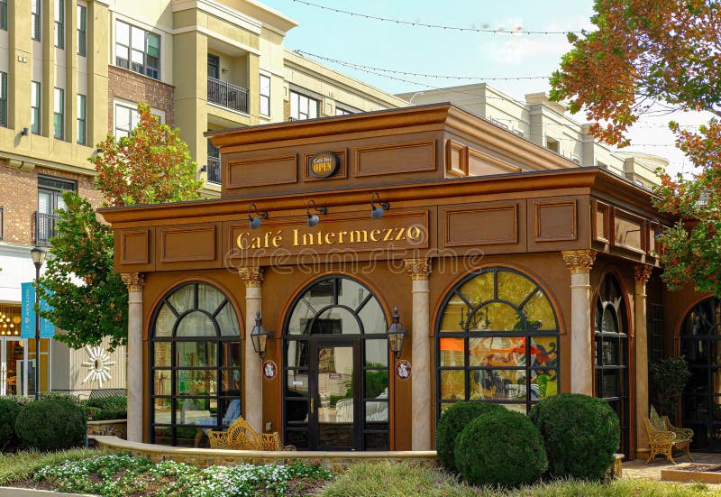 Cafe Intermezzo at Avalon Mixed Use Development in Alpharetta Ge ...