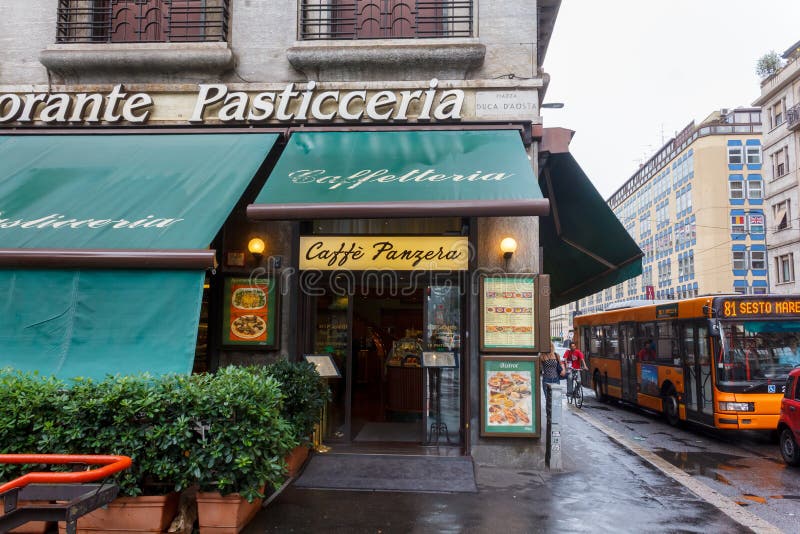 Cafe Milano in Georgetown at Night Editorial Image - Image of 121917 ...