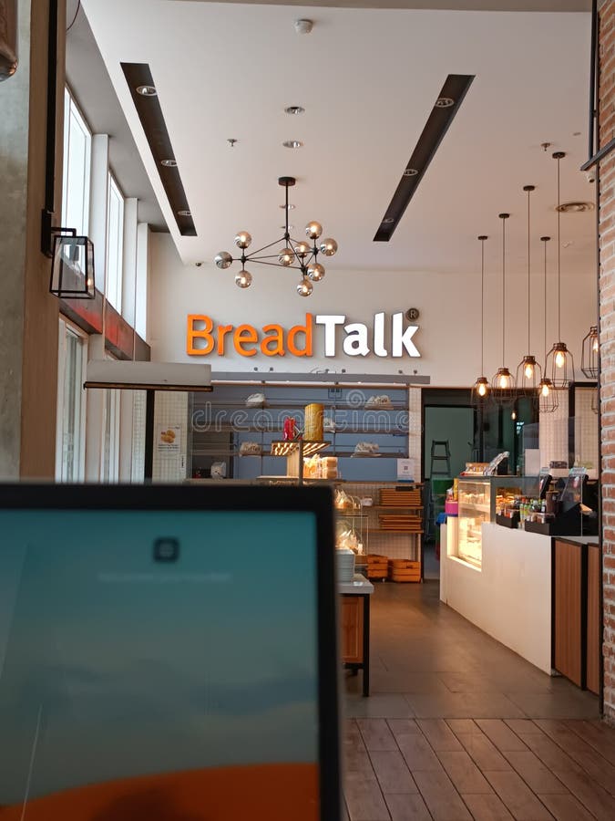 This Cafe with a Peaceful Ambiance and Relaxing Lighting is a Breadtalk ...