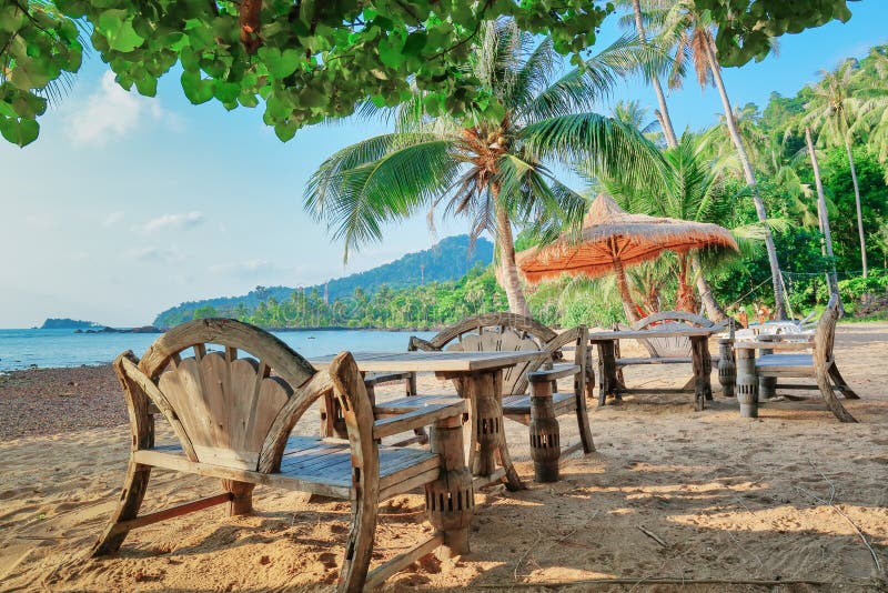 Tropical Beach Cafe Bar, Thailand. Stock Photo - Image of coast, hotel ...