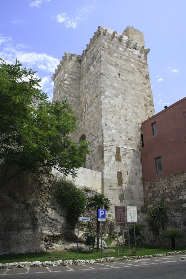 Cagliari, Castello Mit Torre Di San Pancrazio Stockbild - Bild von ...