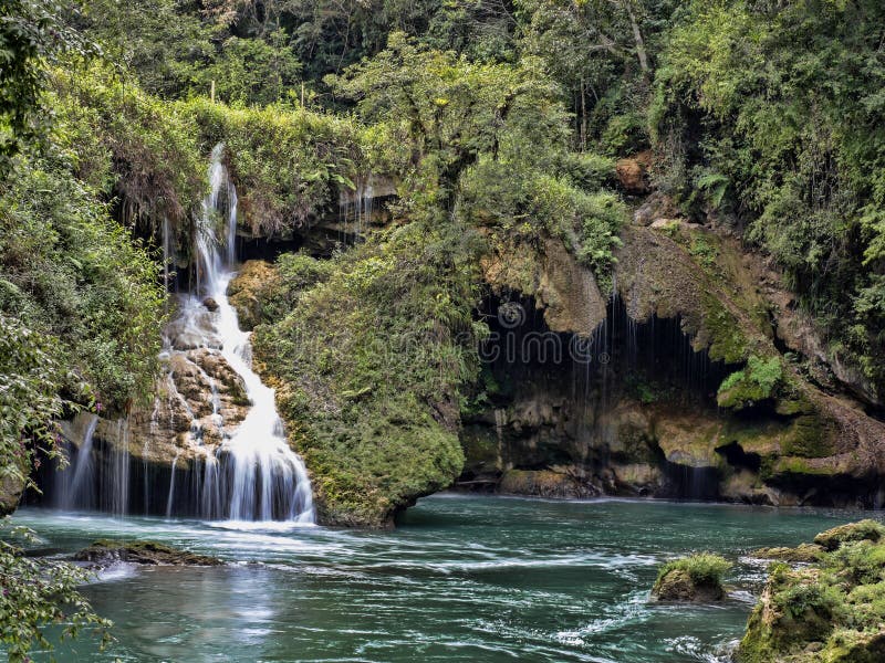 Cahabon River, Forms Numerous Cascades, Semuc Champey, Guatemala Stock ...