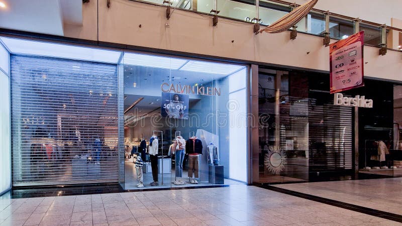 Closed shops in the mall. editorial photo. Image of wood - 365410841