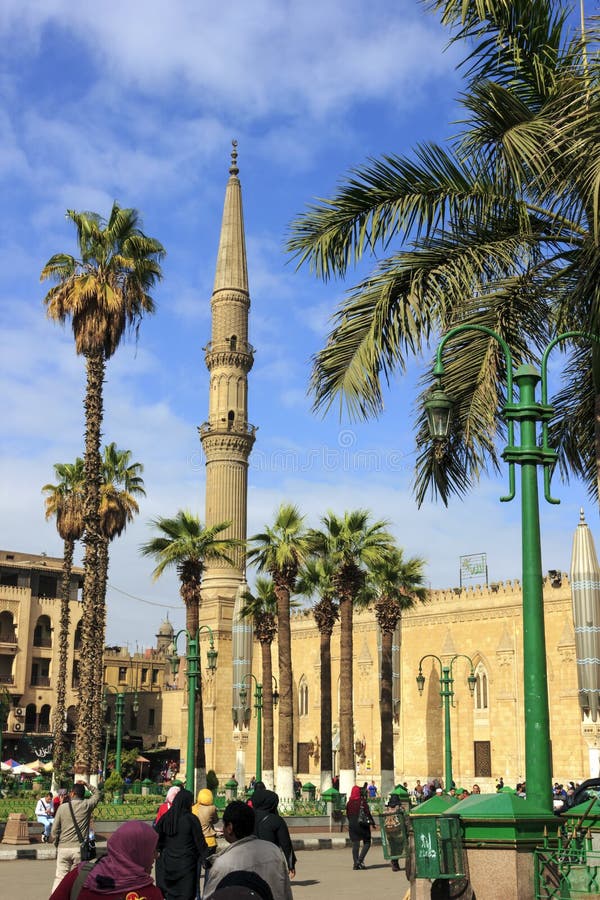 Cairo Al-Hussein Mosque editorial stock image. Image of egypt - 21049394