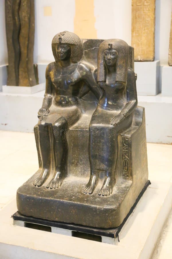 Ancient Statue - Egyptian Museum Editorial Stock Photo - Image of ...