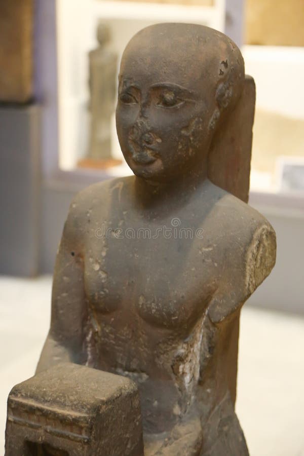 Cairo Museum editorial stock photo. Image of ancient - 117643558
