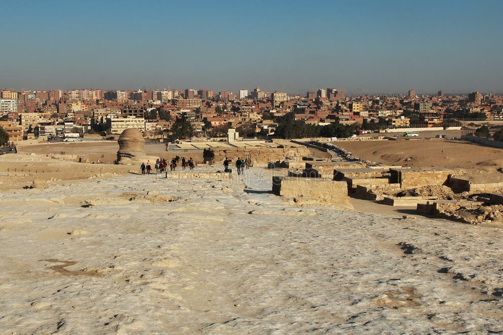 Cairo, Egypt - 05 Mar 2017. the View on Giza, Cairo, Egypt Editorial ...