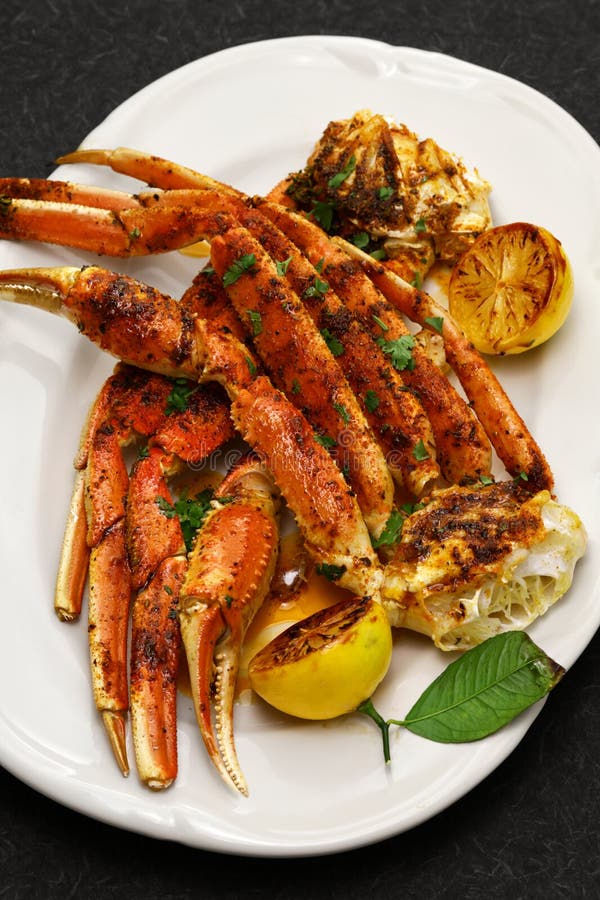 Cajun Grilled Snow Crab Legs Stock Image - Image of butter, crab: 299847271