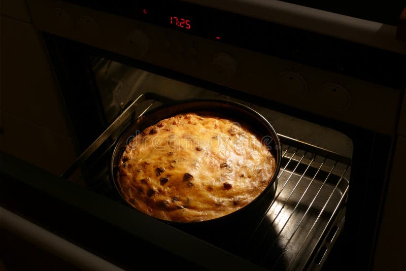Cake in the Baking Oven / Stove Stock Photo - Image of cupcake ...