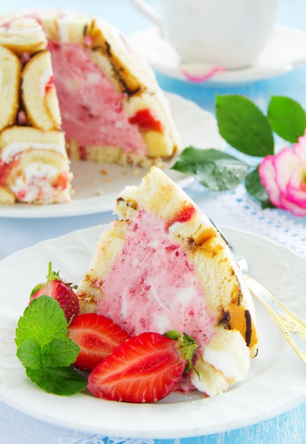 Cake Charlotte royale stock image. Image of ready, food - 39827441