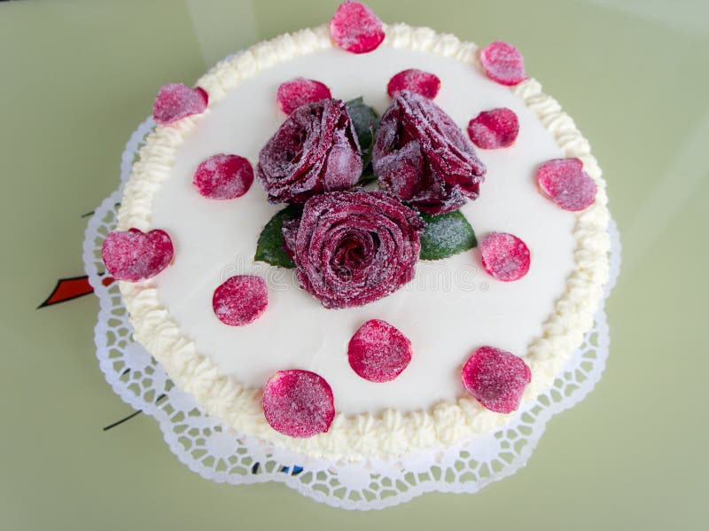 Cake Decorated with Roses Alive Stock Photo - Image of white, cake ...