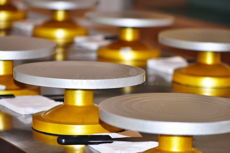 Cake decorating turntable stock image. Image of decoration - 26048553