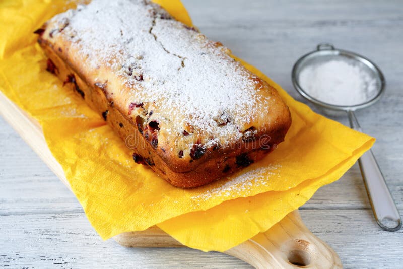 Cake Dusted with Icing Sugar Stock Image - Image of fruitcake ...