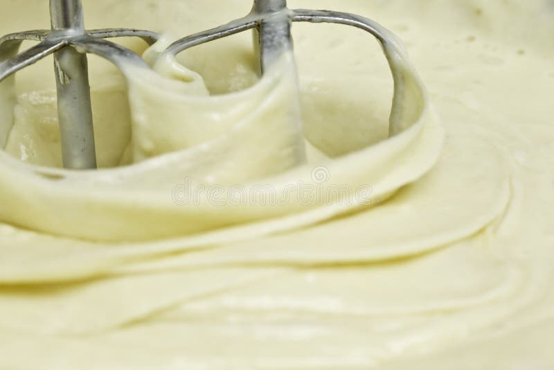 Cake mixture in a bowl stock image. Image of ingredients - 42103965