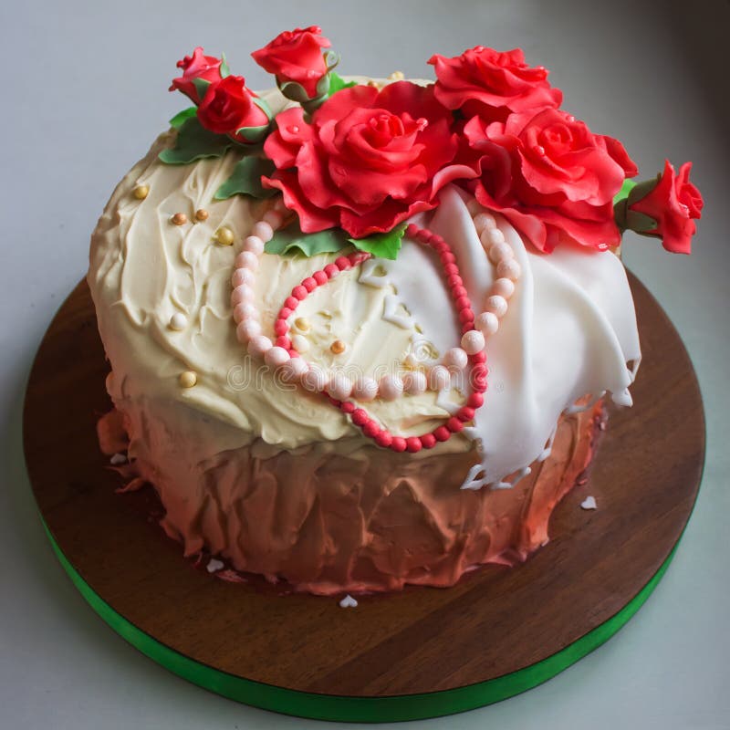 Cake with red roses stock photo. Image of leaves, design - 73177670