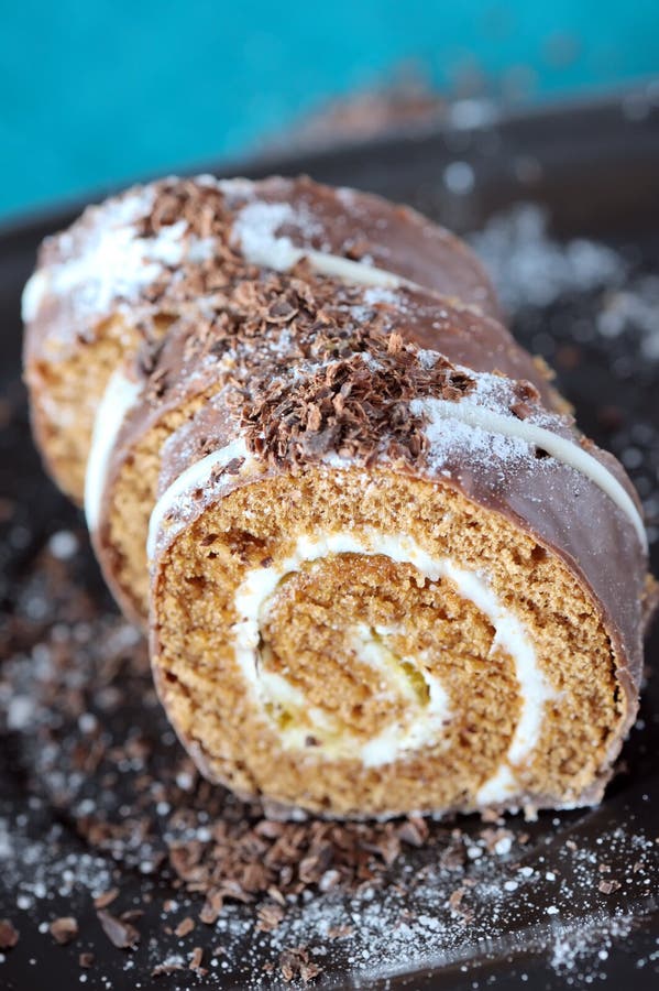 Cake roll stock image. Image of cake, curl, sugar, christmas - 28122015