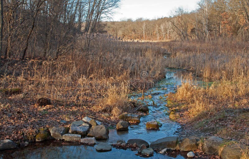 Cala rocosa en invierno foto de archivo. Imagen de secuencia - 29663326