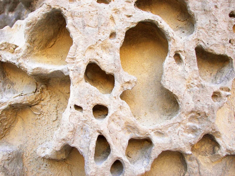 Calcare immagine stock. Immagine di fori, fragile, ruvido - 3985189