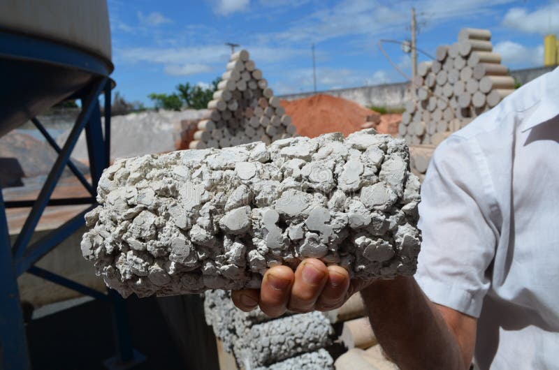 Calcestruzzo poroso fotografia stock. Immagine di miscela - 54823840