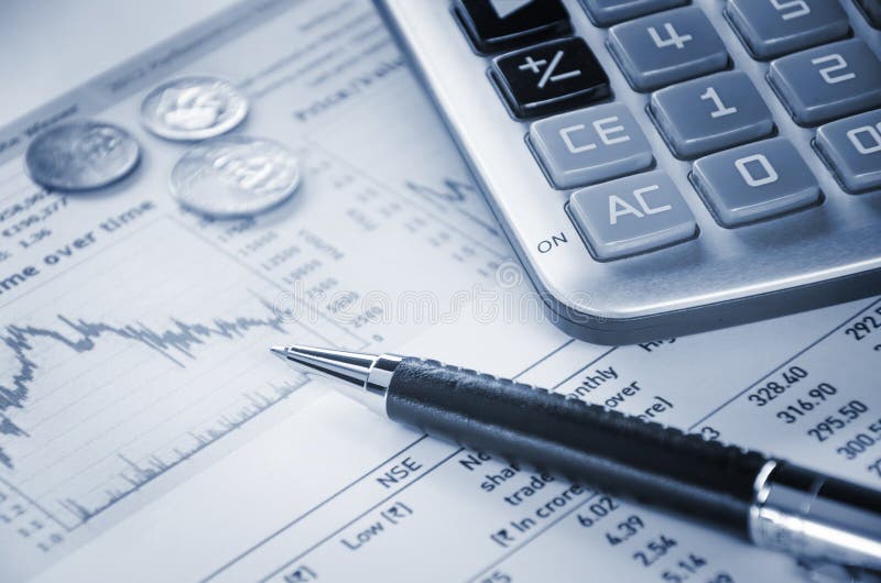 Calculator en grafiek stock foto. Image of rapport, macro - 29235514