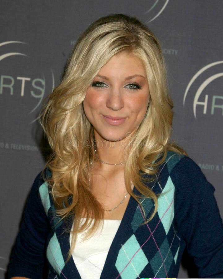 Caleigh Peters editorial photography. Image of august - 26359012