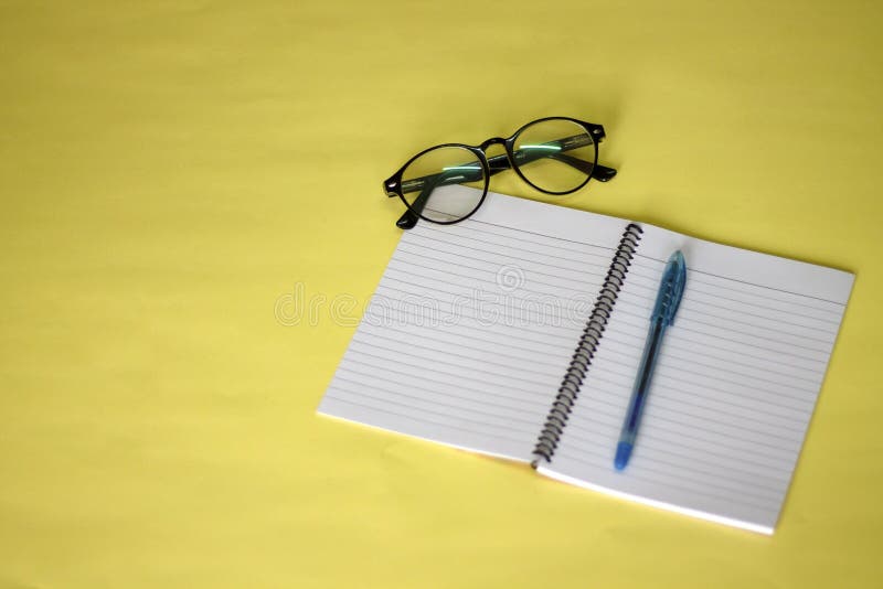 Calendar with a Note Lies on a Wooden Table Stock Image - Image of ...